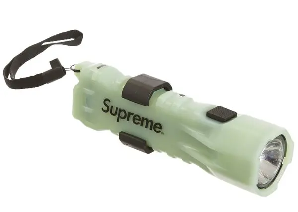 Supreme Pelican 3310pl Flashlight - Glow In The Dark