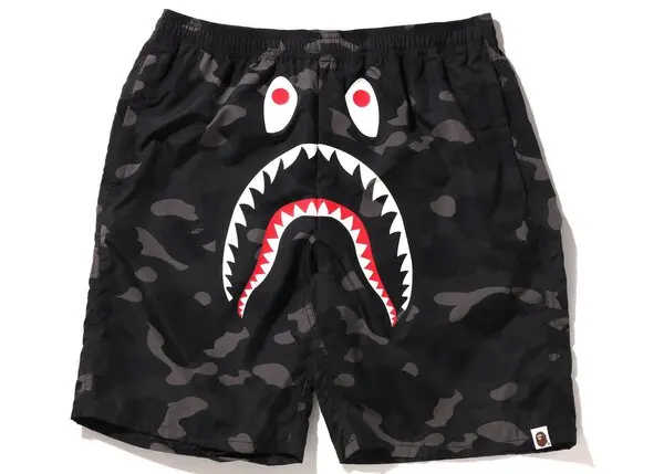 A BATHING APE Camo Shark Beach Shorts - Black