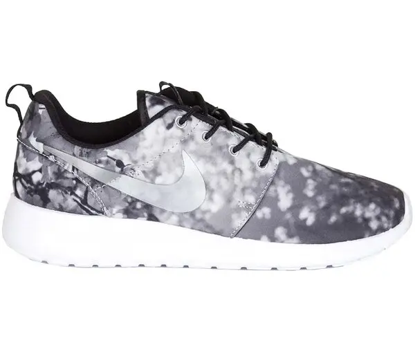 Nike Roshe One Cherry Blossom