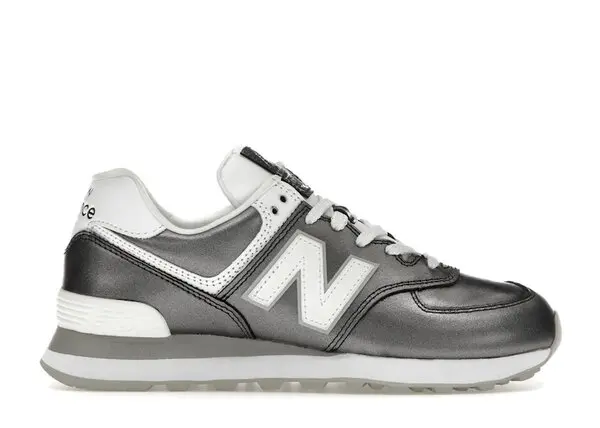 NEW BALANCE 574v2 Sneakers - Black Metallic/white