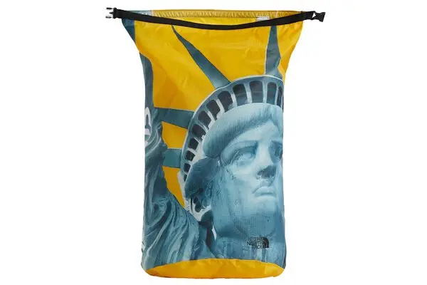 Supreme The North Face Statue Of Liberty Waterproof Backpack - Yellow