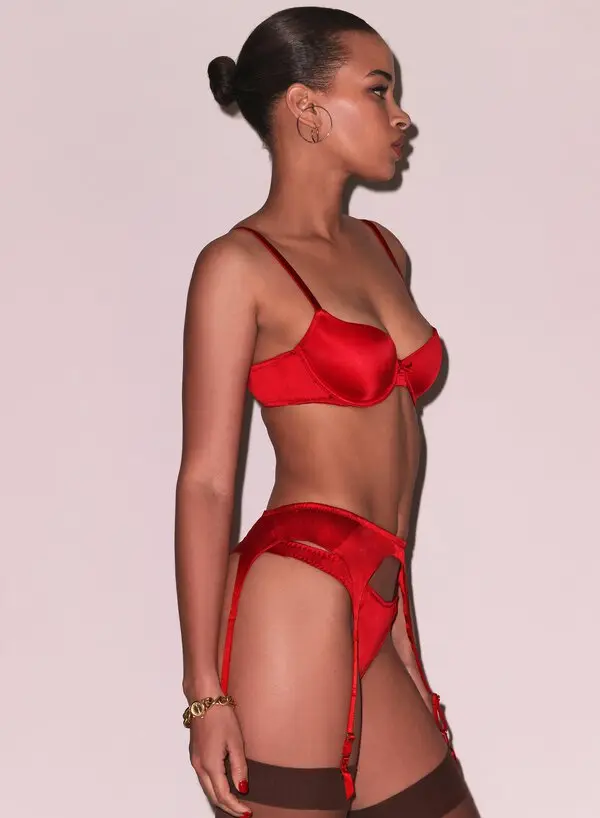 FLEUR DU MAL Luxe Classic Garter Belt - Rouge