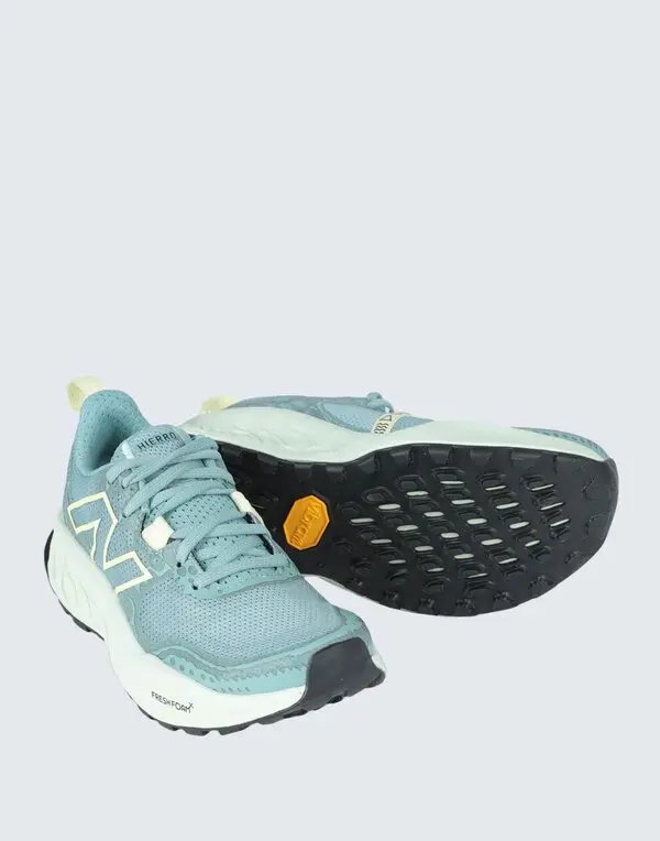 NEW BALANCE Light Textile Fibers Sneakers - Green