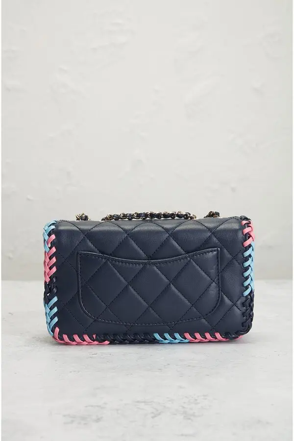 Chanel Matelasse Turnlock Chain Shoulder Bag