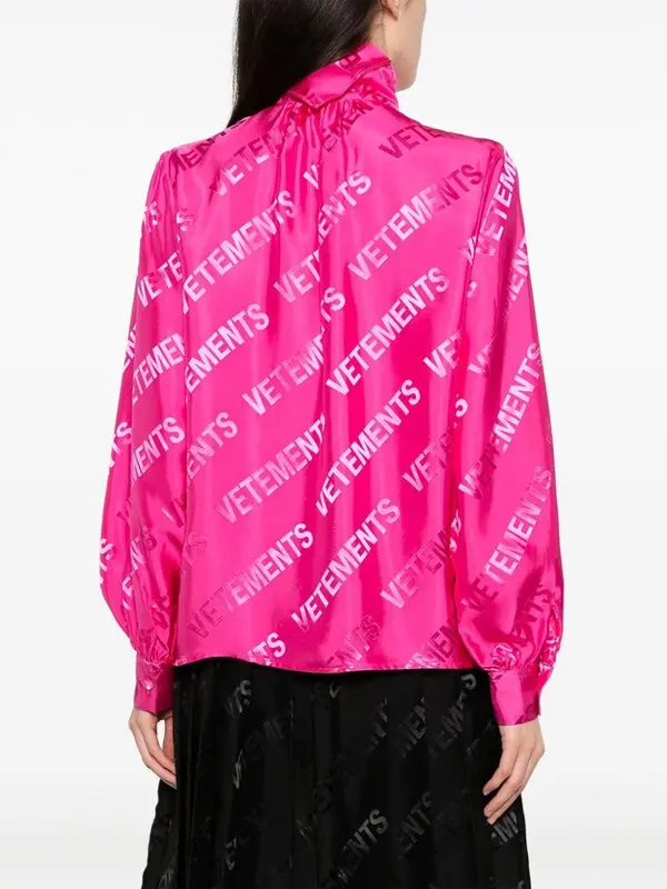 Vetements Logo-jacquard Tie-neck Shirt - Pink