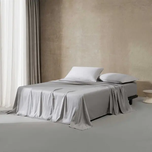 Calvin Klein Pearl Edge Cotton Sateen 300 Thread Count Sheet Set - Medium Grey