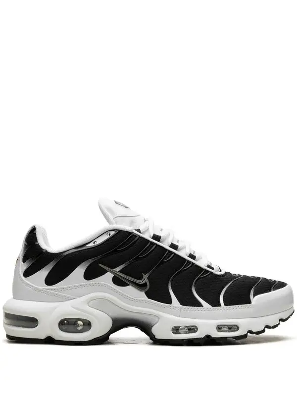 Nike Air Max Plus Sneakers - White | Editorialist