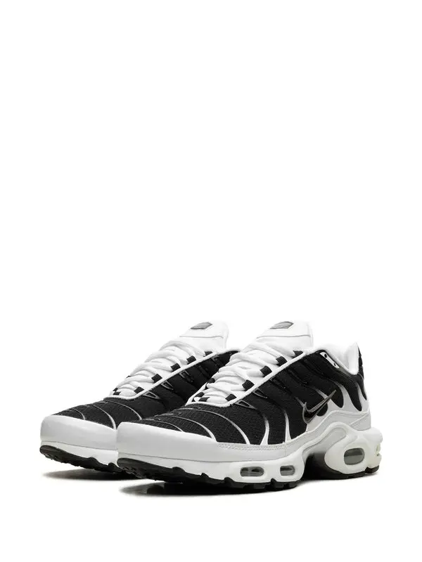 Nike Air Max Plus Sneakers - White | Editorialist