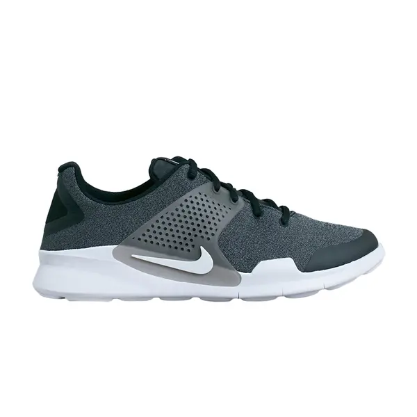 Nike Arrowz Sneakers - Black