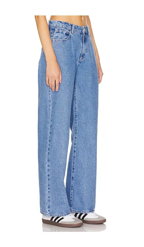 Abrand Denim 95 Baggy Jeans In Denim-light - Gigi