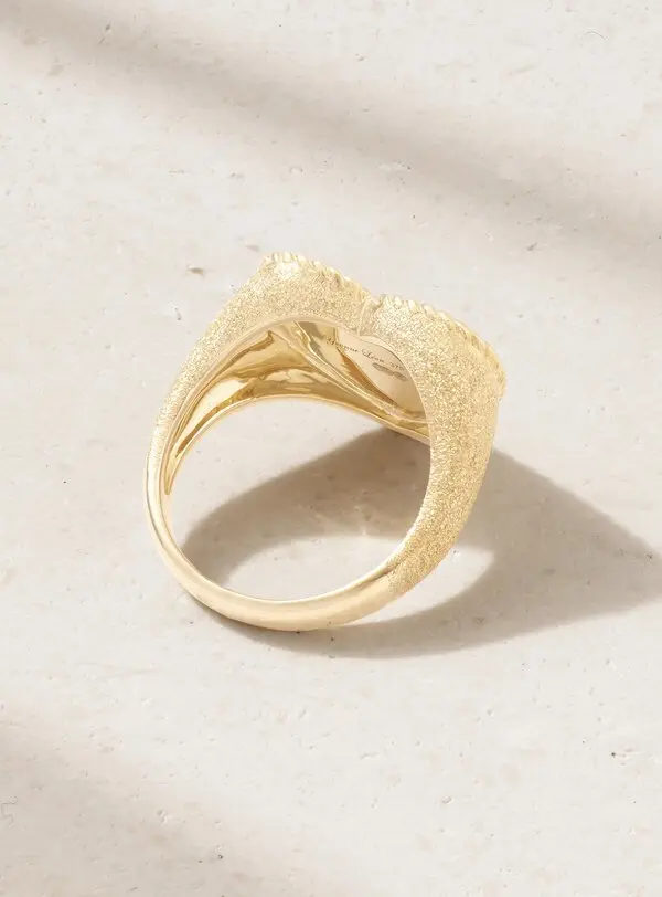 Yvonne Léon Coeur Pailletee 9-karat Diamond Ring