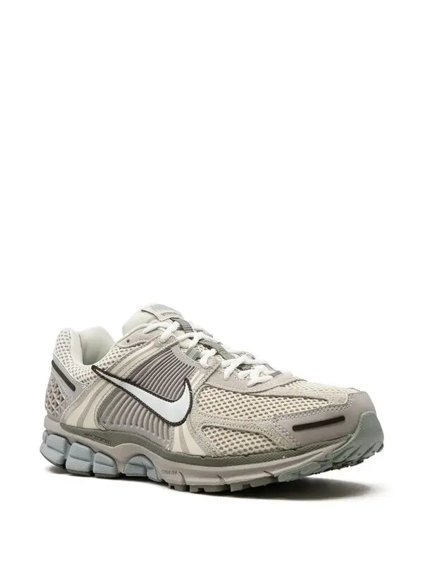 Nike Air Zoom Vomero 5 Sneakers - Grey