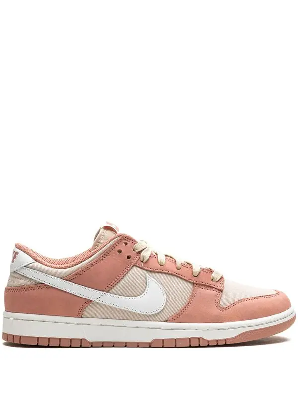 Nike Dunk Low Sneakers