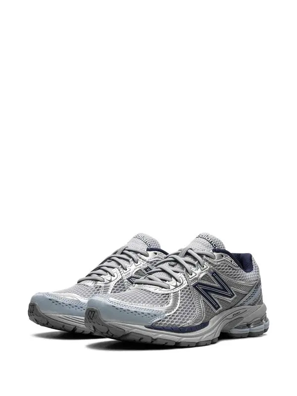 NEW BALANCE 860 V2 Sneakers - Grey