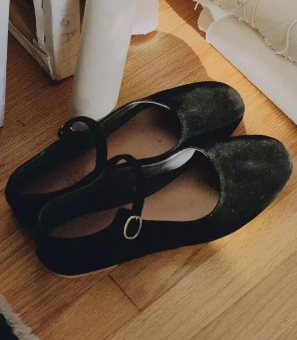 DÔEN Mary Jane Slippers - Black