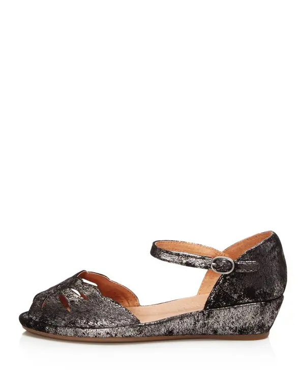 KENNETH COLE Gentle Souls Lily Moon Leather Wedge Flats