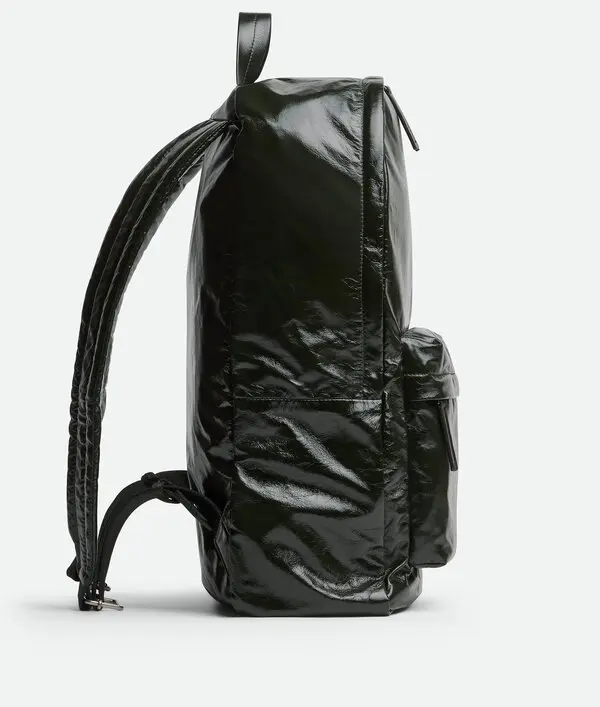 Bottega Veneta Medium Archetype Backpack - Green | Editorialist display picture 3