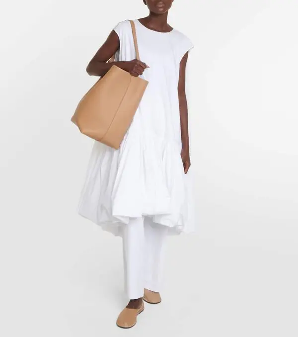 THE ROW Canal Leather Flats - Beige
