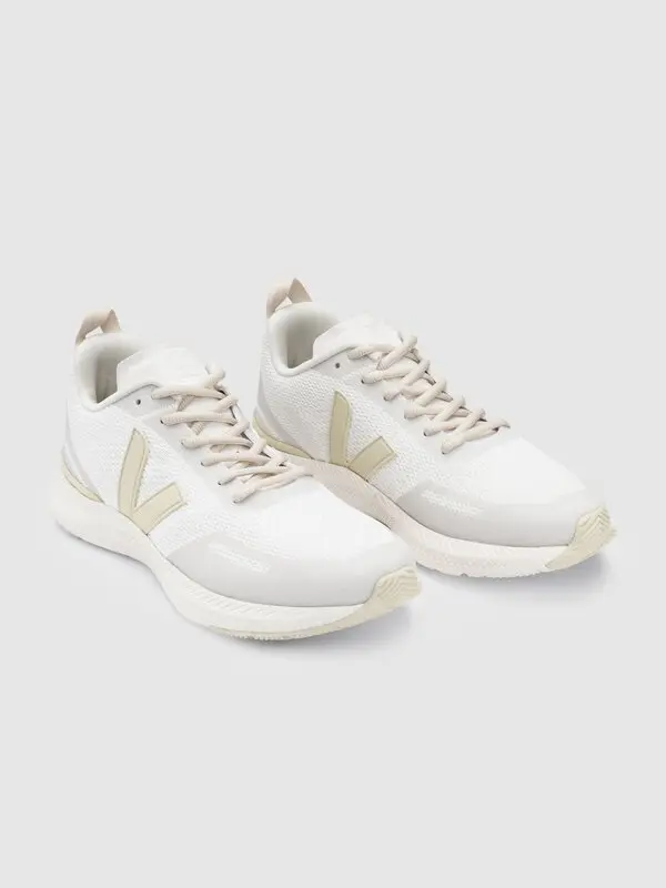 VEJA Impala Lightweight Trainers
