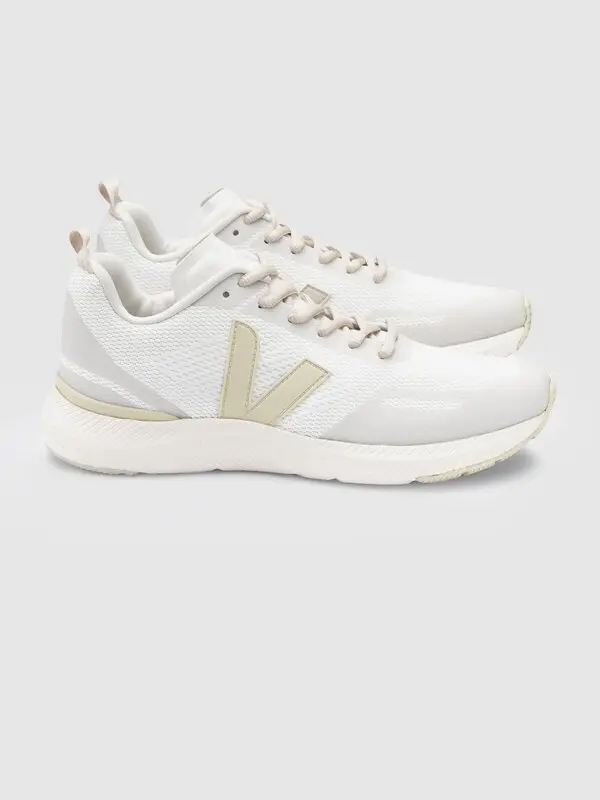 VEJA Impala Lightweight Trainers