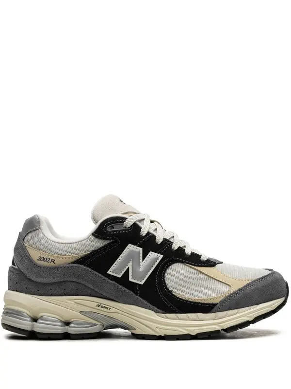 NEW BALANCE 2002r Sneakers - Black