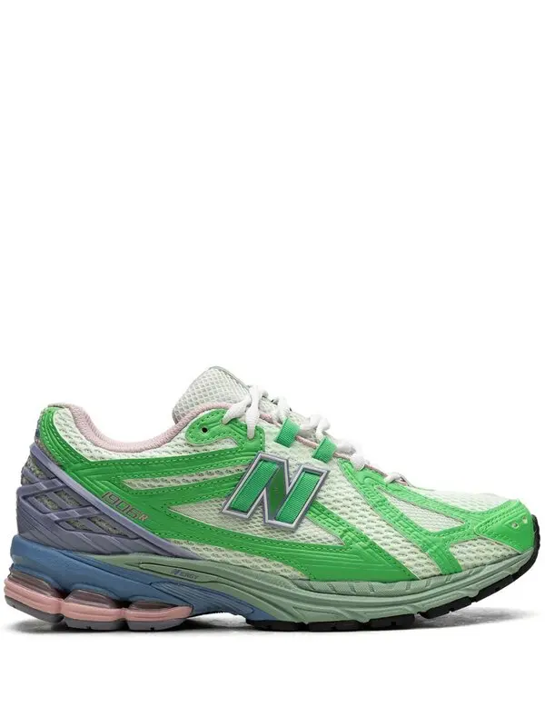 NEW BALANCE 1906r Sneakers