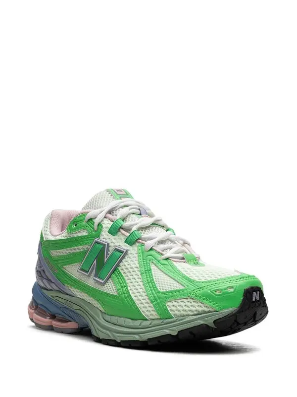 NEW BALANCE 1906r Sneakers