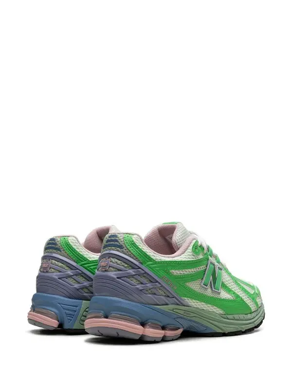 NEW BALANCE 1906r Sneakers