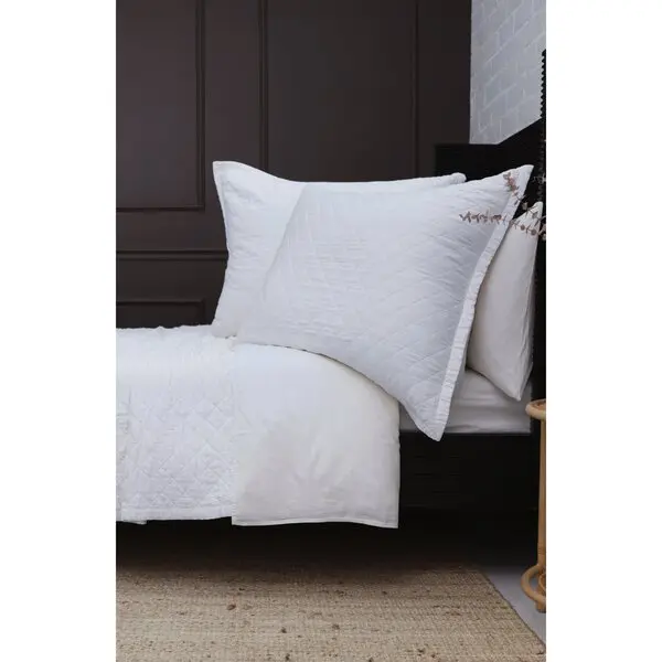 POM POM AT HOME Monaco Coverlet - White