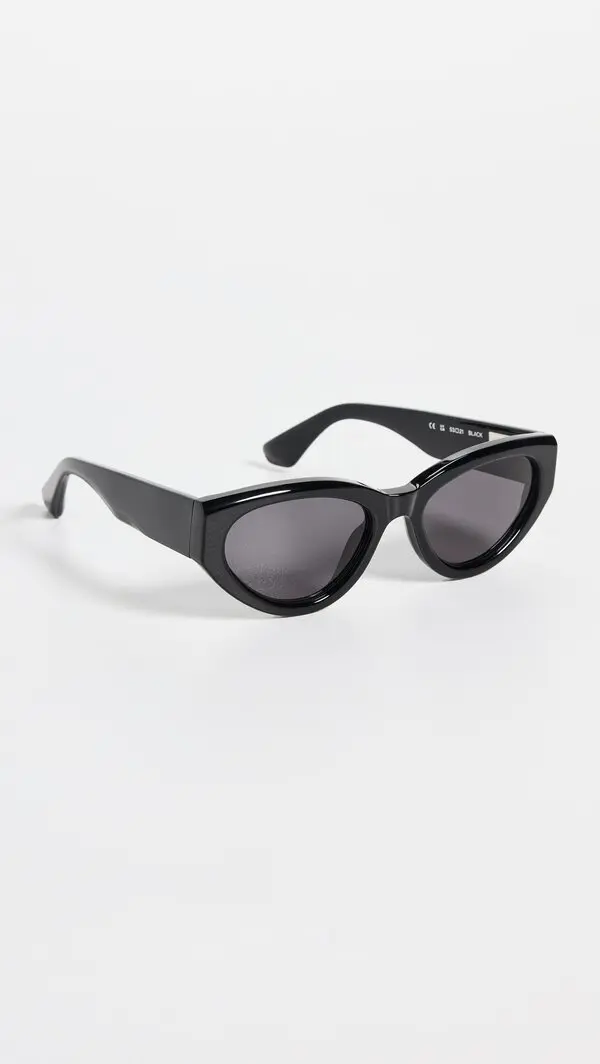 Chimi 06 Core Sunglasses - Black