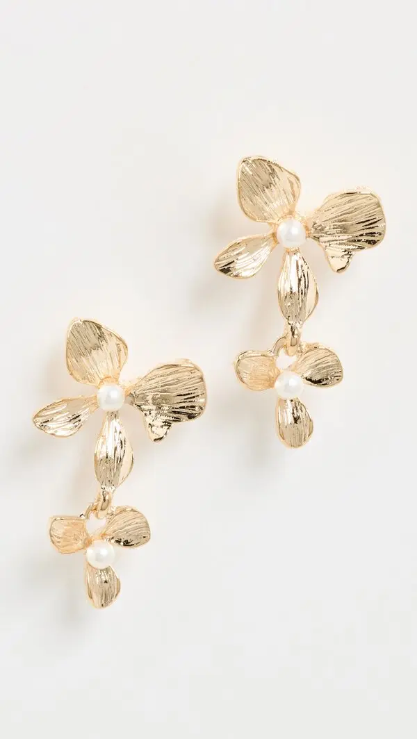 Shashi Apana Pearl Earrings