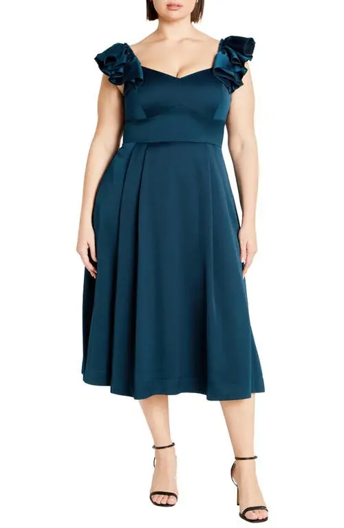 City Chic Roselyn Ruffle Sleeve Dress In Emerald - 61% Off | Editorialist