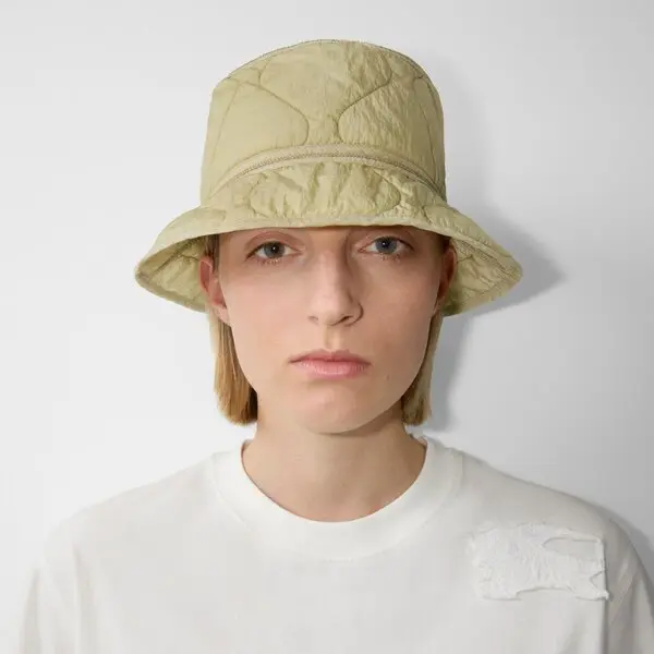 Burberry Quilted Nylon Bucket Hat - Soap | Editorialist display picture 2