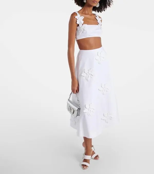 Manolo Blahnik Gable Jewel Crêpe De Chine Mules - White