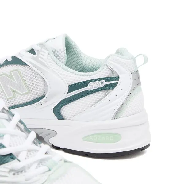 NEW BALANCE Mr530rb Sneakers