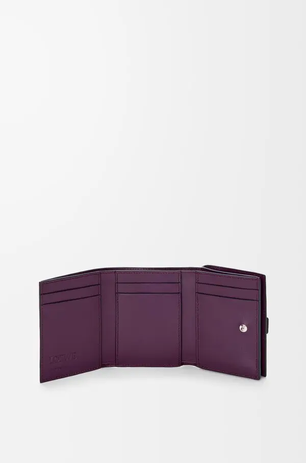 Loewe Trifold Wallet In Soft Grained Leather Skin - Dirty Mauve/squirrel