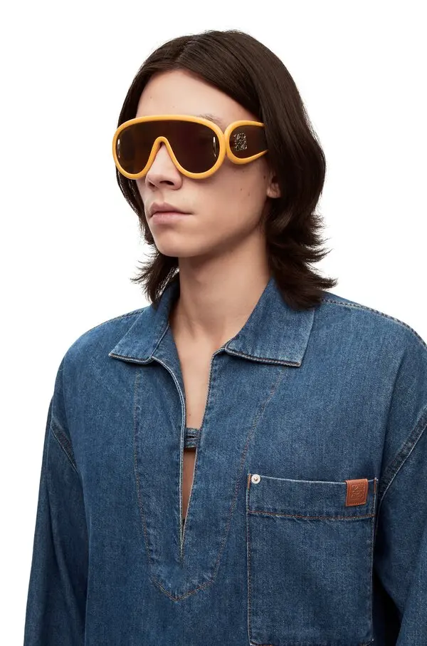 Loewe Wave Mask Sunglasses - Earth Yellow | Editorialist display picture 1