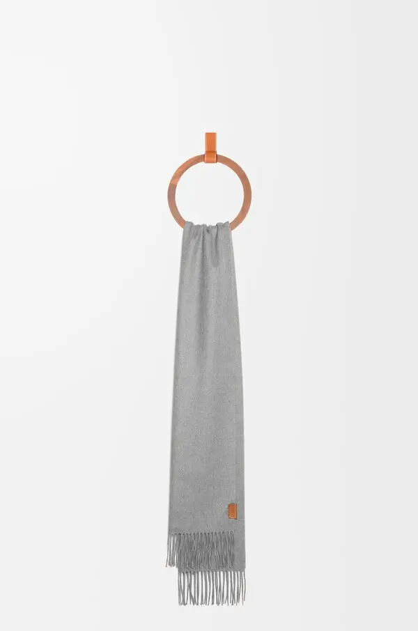 Loewe Scarf In Cashmere - Light Grey