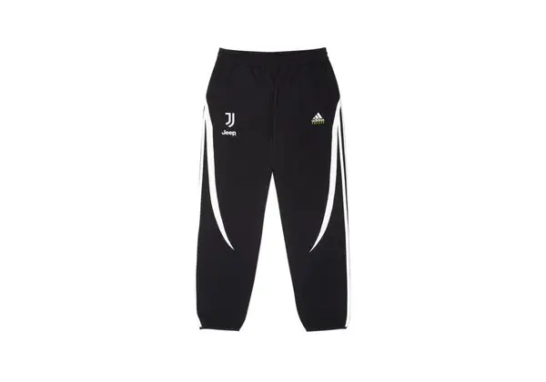 PALACE Adidas Juventus Trackpant - Black