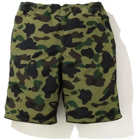 A BATHING APE 1st Camo Beach Shorts - Green