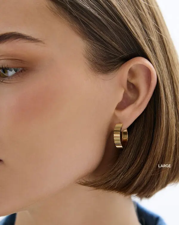 Ring Concierge Wide Fluted Hoop Earrings - One-color