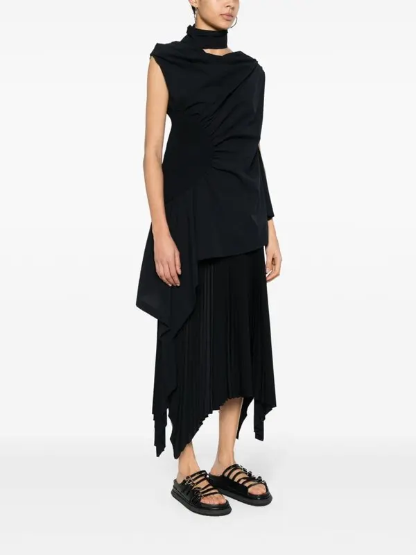 Issey Miyake Crepe Asymmetric Blouse - Black