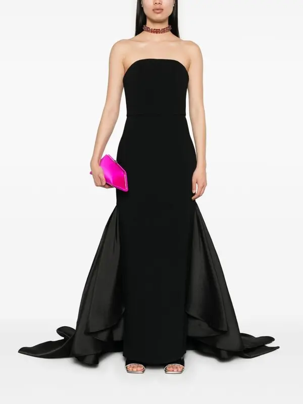 Solace London Jodi Crepe Maxi Dress - Black - 30% Off | Editorialist