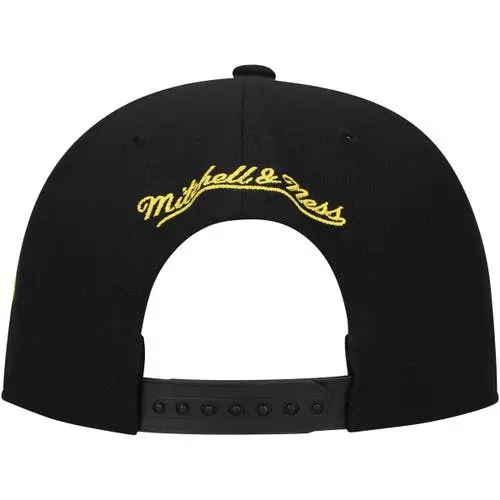 Mitchell & Ness Boston Bruins Core Team Script 2.0 Snapback Cap
