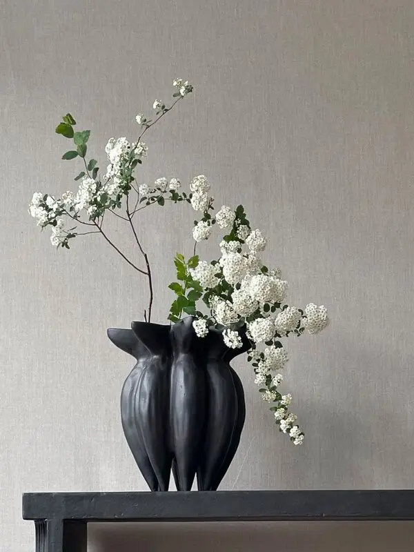 101 COPENHAGEN Lotus Ceramic Vase