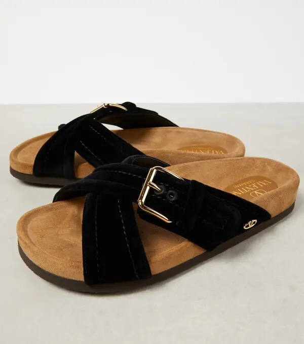 Valentino Garavani Fussfriend Velvet Sandals - Black