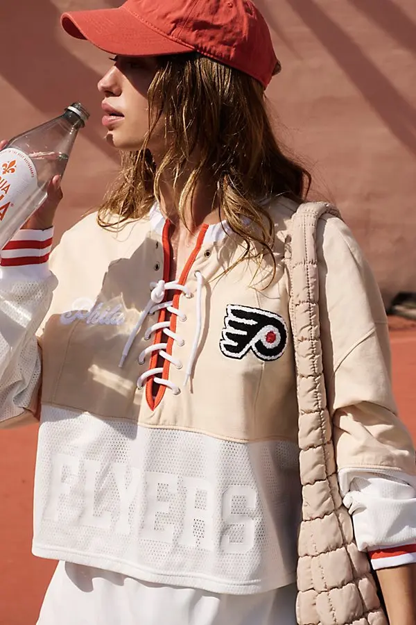THE WILD COLLECTIVE Flyers Cropped Lace-up Layer