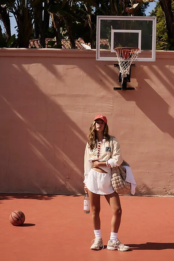 THE WILD COLLECTIVE Flyers Cropped Lace-up Layer
