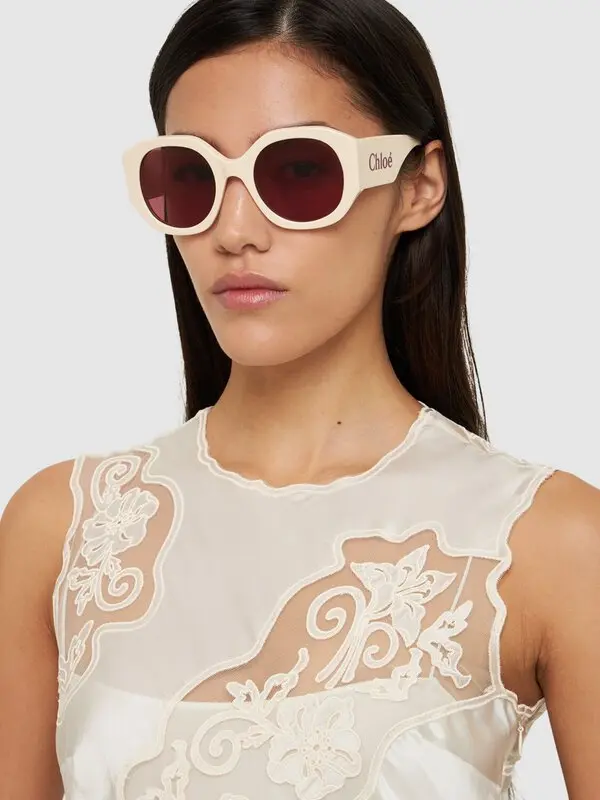 29405259~ivory,red_1.webp display picture 1