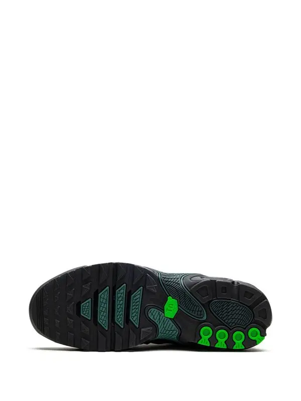 Nike Air Max Plus Drift Sneakers - Black